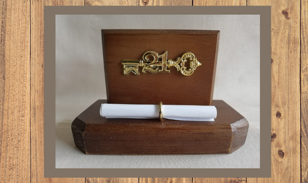 Small wooden base 21st keys – Crystal Clear